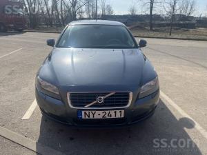 Pelēks Volvo S80 2006 Daugavpils, ar dzinēja tilpumu 2.50 L un nobraukumu 343 tūkst. km par 2250 €, foto 9 vietnē AUTOMOTO.COM.LV