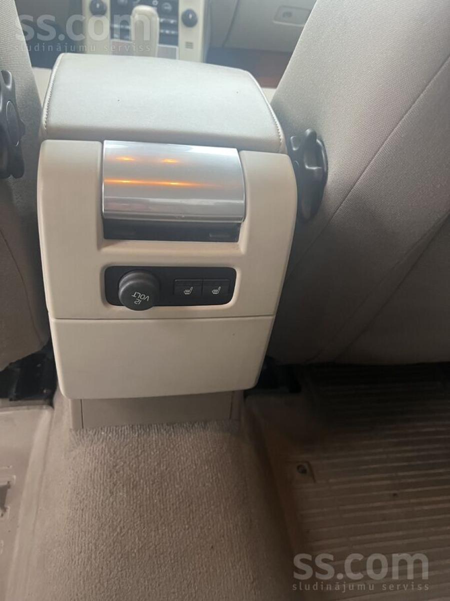 Pelēks Volvo S80 2006 Daugavpils, ar dzinēja tilpumu 2.50 L un nobraukumu 343 tūkst. km par 2250 €, foto 12 vietnē AUTOMOTO.COM.LV