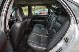 Pelēks Volvo S80 2006 Liepāja, ar dzinēja tilpumu 2.40 L un nobraukumu 272 tūkst. km par 2750 €, foto 10 vietnē AUTOMOTO.COM.LV