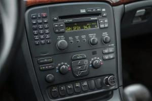 Pelēks Volvo S80 2006 Liepāja, ar dzinēja tilpumu 2.40 L un nobraukumu 272 tūkst. km par 2750 €, foto 15 vietnē AUTOMOTO.COM.LV