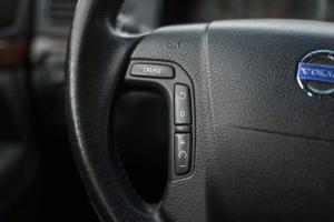 Pelēks Volvo S80 2006 Liepāja, ar dzinēja tilpumu 2.40 L un nobraukumu 272 tūkst. km par 2750 €, foto 21 vietnē AUTOMOTO.COM.LV
