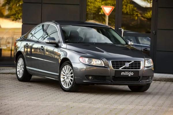 Pelēks Volvo S80 2006 Jelgava, ar dzinēja tilpumu 2.50 L un nobraukumu 243 tūkst. km par 4890 €, foto 4 vietnē AUTOMOTO.COM.LV