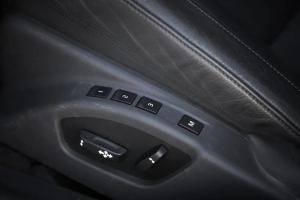 Grey Volvo S80 2006 in Jelgava, with an engine capacity of 2.50 L and mileage of 243 thousand km for 4890 €, photo 13 on AUTOMOTO.COM.LV