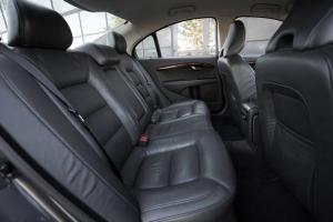 Grey Volvo S80 2006 in Jelgava, with an engine capacity of 2.50 L and mileage of 243 thousand km for 4890 €, photo 16 on AUTOMOTO.COM.LV