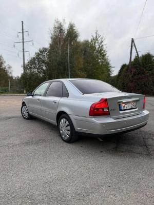 Pelēks Volvo S80 2006 Rīga, ar dzinēja tilpumu 2.40 L un nobraukumu 285 tūkst. km par 2400 €, foto 7 vietnē AUTOMOTO.COM.LV
