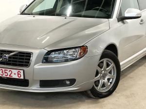 Grey Volvo S80 2006 in Jurmala, with an engine capacity of 2.40 L and mileage of 334 thousand km for 4995 €, photo 3 on AUTOMOTO.COM.LV