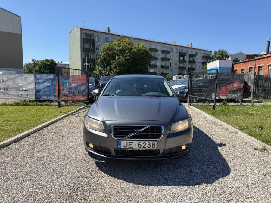 Серый Вольво С80 2006 в Вентспилс, объемом двигателя 2.40 л и пробегом 257 тыс. км за 3300 €, фото 3 на AUTOMOTO.COM.LV