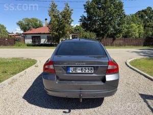 Pelēks Volvo S80 2006 Ventspils, ar dzinēja tilpumu 2.40 L un nobraukumu 257 tūkst. km par 3300 €, foto 6 vietnē AUTOMOTO.COM.LV