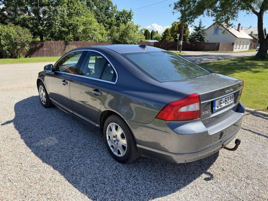 Pelēks Volvo S80 2006 Ventspils, ar dzinēja tilpumu 2.40 L un nobraukumu 257 tūkst. km par 3300 €, foto 7 vietnē AUTOMOTO.COM.LV