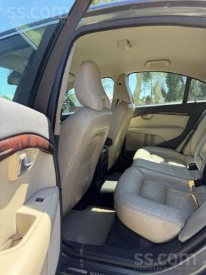 Pelēks Volvo S80 2006 Ventspils, ar dzinēja tilpumu 2.40 L un nobraukumu 257 tūkst. km par 3300 €, foto 14 vietnē AUTOMOTO.COM.LV