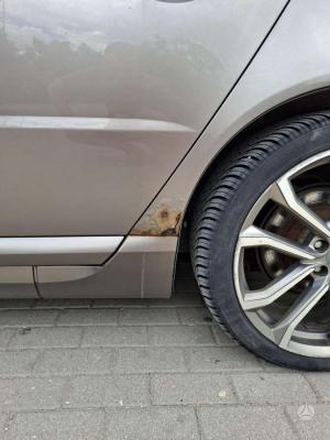 Pelēks Volvo S80 2006 Kauņa, ar dzinēja tilpumu 2.40 L un nobraukumu 323 tūkst. km par 1300 €, foto 9 vietnē AUTOMOTO.COM.LV