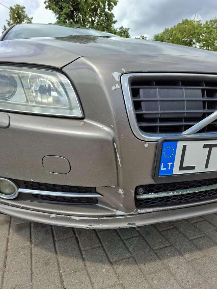 Pelēks Volvo S80 2006 Kauņa, ar dzinēja tilpumu 2.40 L un nobraukumu 323 tūkst. km par 1300 €, foto 10 vietnē AUTOMOTO.COM.LV