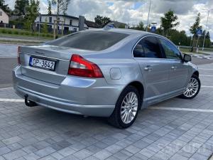 Grey Volvo S80 2006 in Jelgava, with an engine capacity of 2.40 L and mileage of 0 thousand km for 2990 €, photo 4 on AUTOMOTO.COM.LV