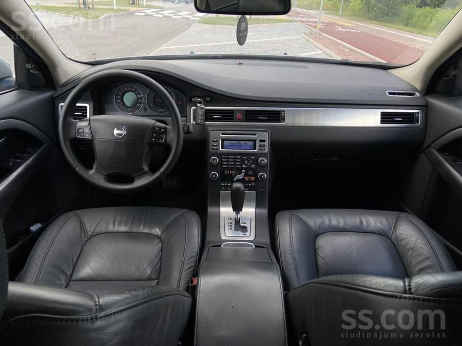 Grey Volvo S80 2006 in Jelgava, with an engine capacity of 2.40 L and mileage of 0 thousand km for 2990 €, photo 11 on AUTOMOTO.COM.LV
