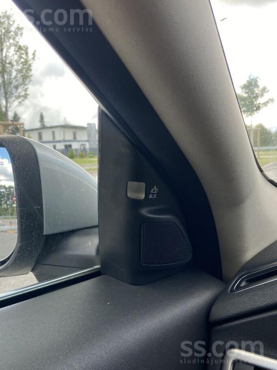 Grey Volvo S80 2006 in Jelgava, with an engine capacity of 2.40 L and mileage of 0 thousand km for 2990 €, photo 16 on AUTOMOTO.COM.LV