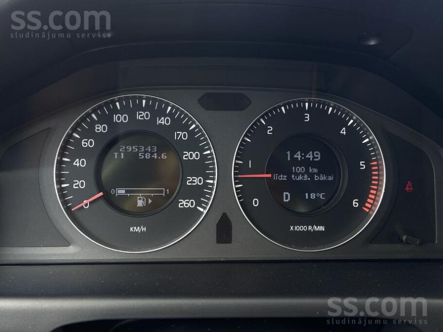 Grey Volvo S80 2006 in Jelgava, with an engine capacity of 2.40 L and mileage of 0 thousand km for 2990 €, photo 17 on AUTOMOTO.COM.LV