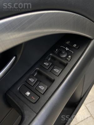 Grey Volvo S80 2006 in Jelgava, with an engine capacity of 2.40 L and mileage of 0 thousand km for 2990 €, photo 18 on AUTOMOTO.COM.LV