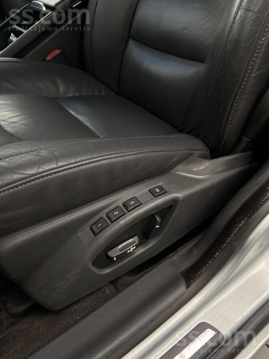 Grey Volvo S80 2006 in Jelgava, with an engine capacity of 2.40 L and mileage of 0 thousand km for 2990 €, photo 19 on AUTOMOTO.COM.LV