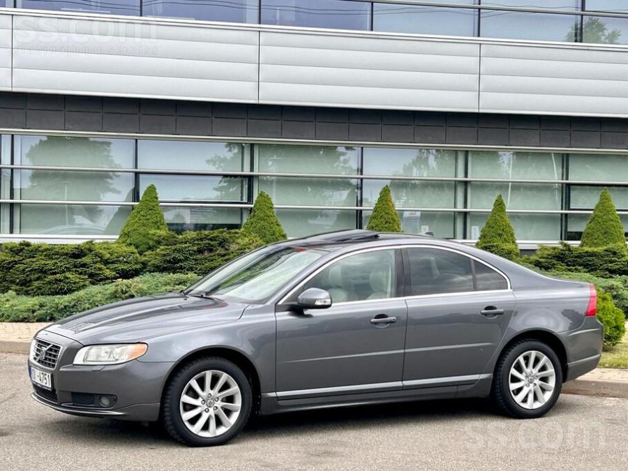Pelēks Volvo S80 2006 Rīga, ar dzinēja tilpumu 2.40 L un nobraukumu 0 tūkst. km par 3850 €, foto 4 vietnē AUTOMOTO.COM.LV