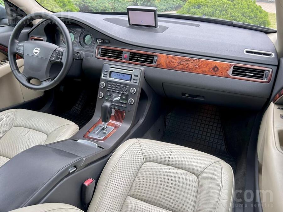 Pelēks Volvo S80 2006 Rīga, ar dzinēja tilpumu 2.40 L un nobraukumu 0 tūkst. km par 3850 €, foto 12 vietnē AUTOMOTO.COM.LV