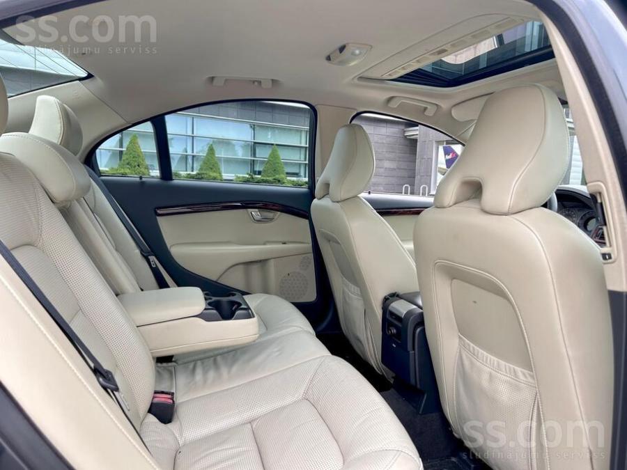 Pelēks Volvo S80 2006 Rīga, ar dzinēja tilpumu 2.40 L un nobraukumu 0 tūkst. km par 3850 €, foto 17 vietnē AUTOMOTO.COM.LV