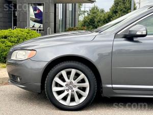 Pelēks Volvo S80 2006 Rīga, ar dzinēja tilpumu 2.40 L un nobraukumu 0 tūkst. km par 3850 €, foto 21 vietnē AUTOMOTO.COM.LV