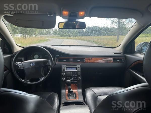 Pelēks Volvo S80 2006 Madona, ar dzinēja tilpumu 2.40 L un nobraukumu 400 tūkst. km par 2299 €, foto 9 vietnē AUTOMOTO.COM.LV
