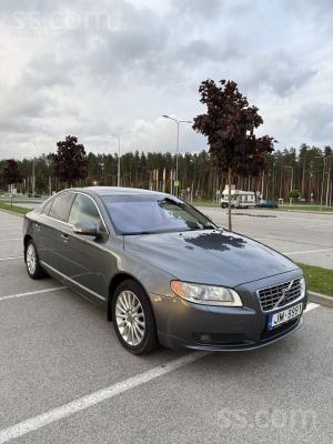 Grey Volvo S80 2006 in Riga, with an engine capacity of 2.40 L and mileage of 325 thousand km for 3700 €, photo 11 on AUTOMOTO.COM.LV