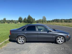 Pelēks Volvo S80 2006 Mardu, ar dzinēja tilpumu 2.40 L un nobraukumu 391 tūkst. km par 2500 €, foto 5 vietnē AUTOMOTO.COM.LV
