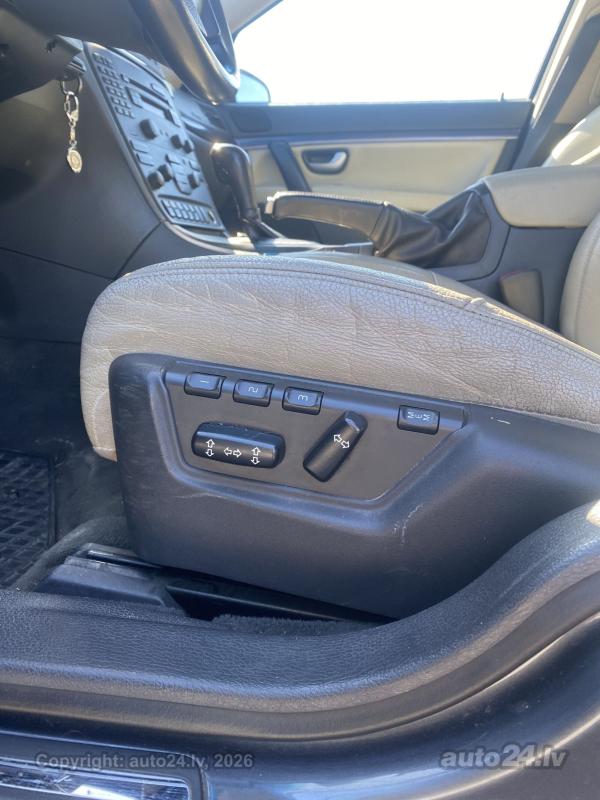 Pelēks Volvo S80 2006 Mardu, ar dzinēja tilpumu 2.40 L un nobraukumu 391 tūkst. km par 2500 €, foto 9 vietnē AUTOMOTO.COM.LV
