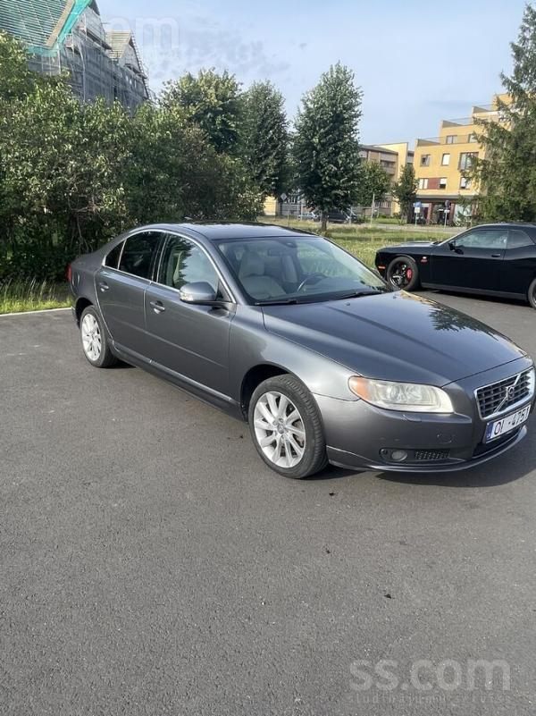 Pelēks Volvo S80 2006 Rīga, ar dzinēja tilpumu 2.40 L un nobraukumu 338 tūkst. km par 4100 €, foto 8 vietnē AUTOMOTO.COM.LV