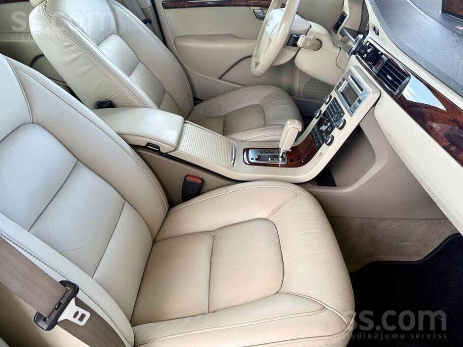 Pelēks Volvo S80 2006 Rīga, ar dzinēja tilpumu 2.40 L un nobraukumu 0 tūkst. km par 4000 €, foto 7 vietnē AUTOMOTO.COM.LV