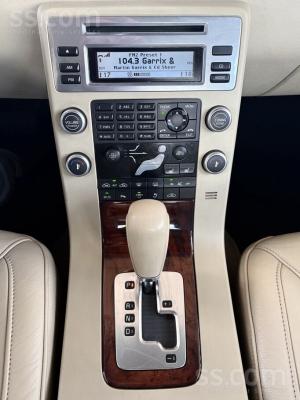 Pelēks Volvo S80 2006 Rīga, ar dzinēja tilpumu 2.40 L un nobraukumu 0 tūkst. km par 4000 €, foto 8 vietnē AUTOMOTO.COM.LV