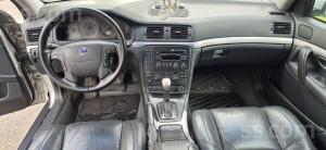 Pelēks Volvo S80 2006 Ogre, ar dzinēja tilpumu 2.40 L un nobraukumu 433 tūkst. km par 900 €, foto 5 vietnē AUTOMOTO.COM.LV