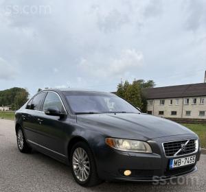 Pelēks Volvo S80 2006 Ventspils, ar dzinēja tilpumu 2.40 L un nobraukumu 450 tūkst. km par 2100 €, foto 3 vietnē AUTOMOTO.COM.LV
