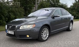 Pelēks Volvo S80 2006 Ventspils, ar dzinēja tilpumu 2.40 L un nobraukumu 450 tūkst. km par 2100 €, foto 4 vietnē AUTOMOTO.COM.LV