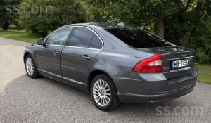 Pelēks Volvo S80 2006 Ventspils, ar dzinēja tilpumu 2.40 L un nobraukumu 450 tūkst. km par 2100 €, foto 5 vietnē AUTOMOTO.COM.LV