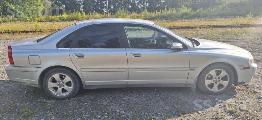 Pelēks Volvo S80 2006 Ogre, ar dzinēja tilpumu 2.40 L un nobraukumu 449 tūkst. km par 400 €, foto 6 vietnē AUTOMOTO.COM.LV
