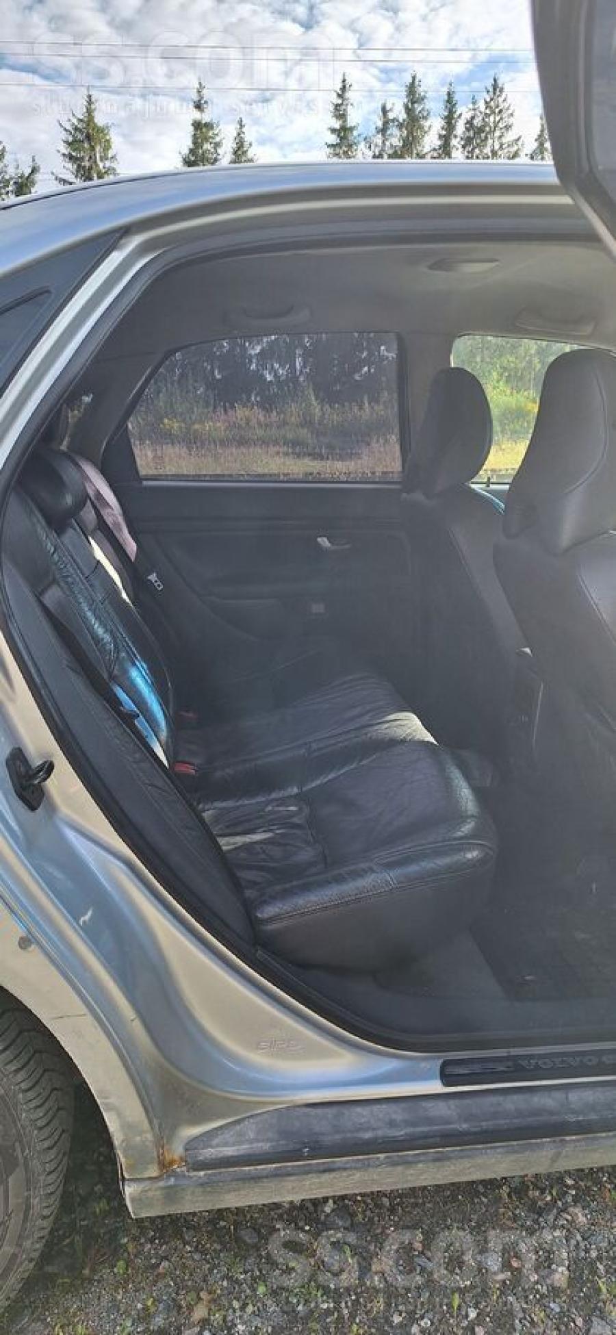 Pelēks Volvo S80 2006 Ogre, ar dzinēja tilpumu 2.40 L un nobraukumu 449 tūkst. km par 400 €, foto 8 vietnē AUTOMOTO.COM.LV
