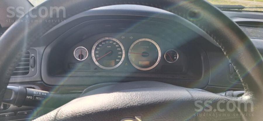 Pelēks Volvo S80 2006 Ogre, ar dzinēja tilpumu 2.40 L un nobraukumu 449 tūkst. km par 400 €, foto 12 vietnē AUTOMOTO.COM.LV