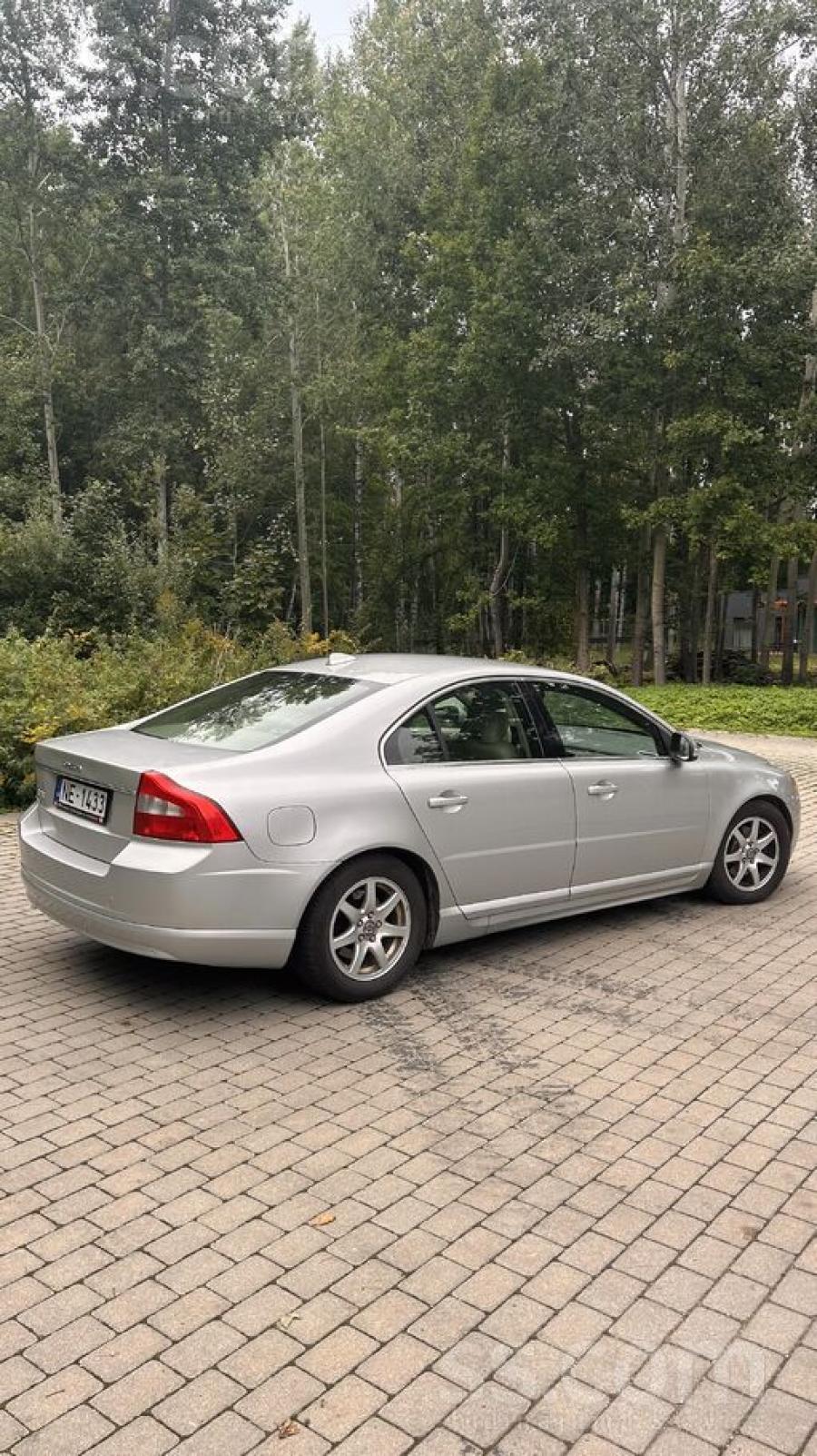Pelēks Volvo S80 2006 Rīga, ar dzinēja tilpumu 2.40 L un nobraukumu 305 tūkst. km par 2250 €, foto 3 vietnē AUTOMOTO.COM.LV