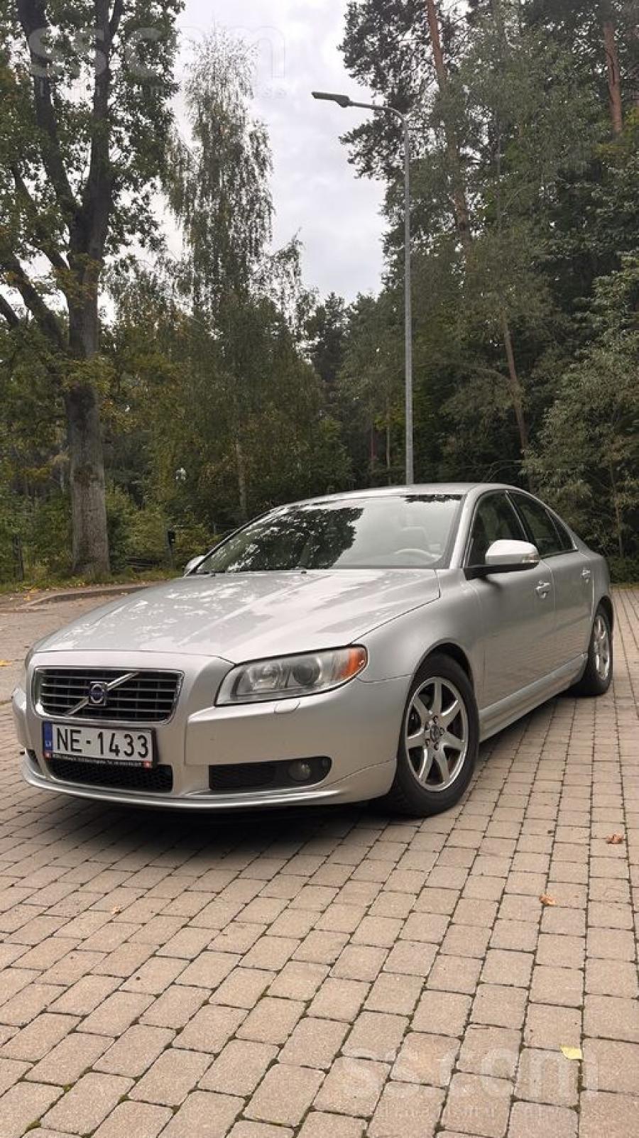Pelēks Volvo S80 2006 Rīga, ar dzinēja tilpumu 2.40 L un nobraukumu 305 tūkst. km par 2250 €, foto 5 vietnē AUTOMOTO.COM.LV