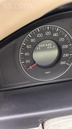 Pelēks Volvo S80 2006 Rīga, ar dzinēja tilpumu 2.40 L un nobraukumu 305 tūkst. km par 2250 €, foto 10 vietnē AUTOMOTO.COM.LV