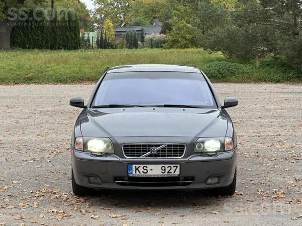 Вольво С80 2006 в Валмиера на AUTOMOTO.COM.LV Серый Вольво С80 2006 в Валмиера, объемом двигателя 2.40 л и пробегом 377 тыс. км за 1750 €, фото 3 на AUTOMOTO.COM.LV
