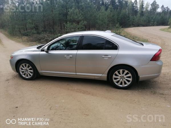 Pelēks Volvo S80 2007 Preiļi, ar dzinēja tilpumu 2.40 L un nobraukumu 330 tūkst. km par 1300 €, foto 5 vietnē AUTOMOTO.COM.LV