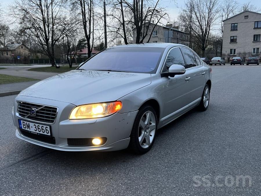 Grey Volvo S80 2007 in Riga, with an engine capacity of 2.40 L and mileage of 280 thousand km for 3900 €, photo 1 on AUTOMOTO.COM.LV