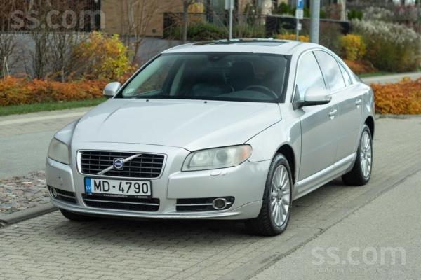 Pelēks Volvo S80 2007 Rīga, ar dzinēja tilpumu 2.40 L un nobraukumu 0 tūkst. km par 1890 €, foto 1 vietnē AUTOMOTO.COM.LV