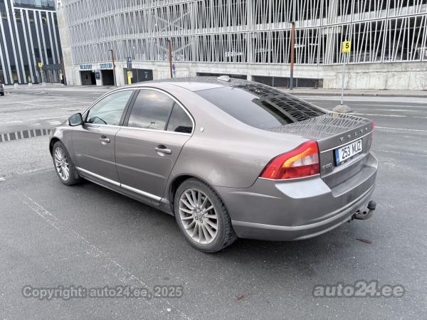 Grey Volvo S80 2007 in Tallinn, with an engine capacity of 3.20 L and mileage of 316 thousand km for 4945 €, photo 5 on AUTOMOTO.COM.LV