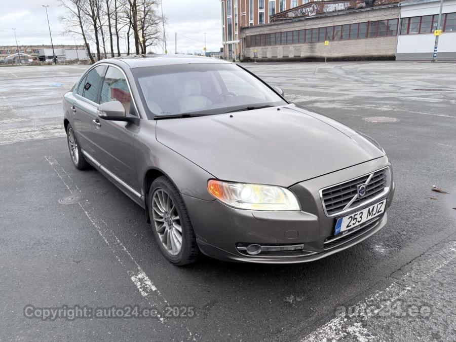 Pelēks Volvo S80 2007 Tallina, ar dzinēja tilpumu 3.20 L un nobraukumu 316 tūkst. km par 4945 €, foto 3 vietnē AUTOMOTO.COM.LV