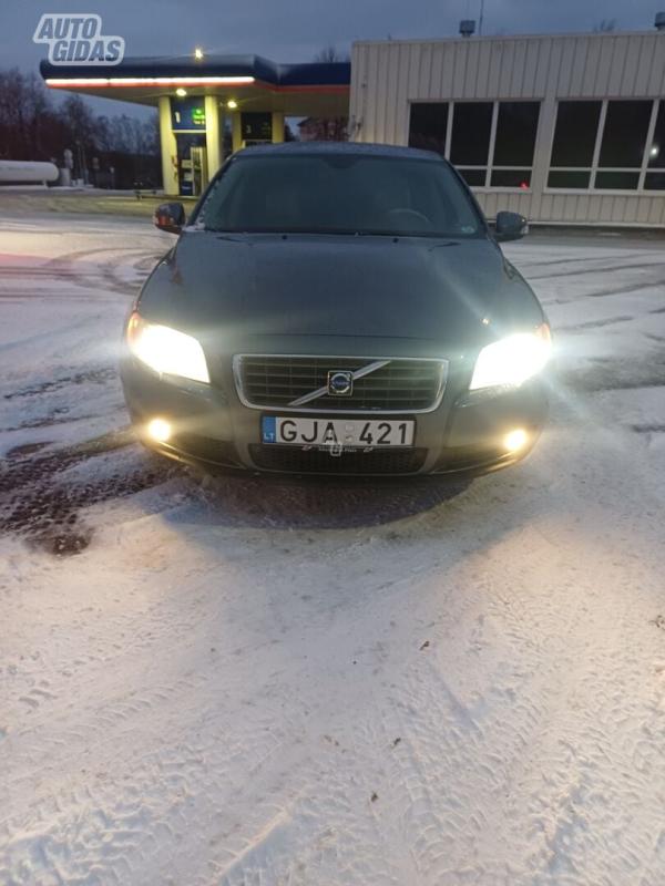 Grey Volvo S80 2007 in Vilnius, with an engine capacity of 2.40 L and mileage of 372 thousand km for 2000 €, photo 1 on AUTOMOTO.COM.LV